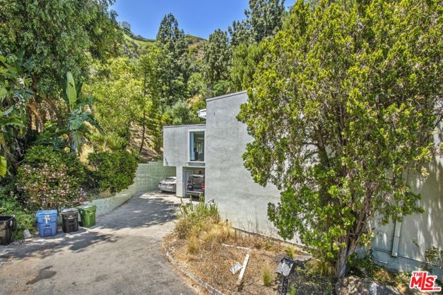 1911 N Beverly Drive Beverly Hills CA 90210 | Active 1911 N Beverly Drive Beverly Hills CA 90210 | Active