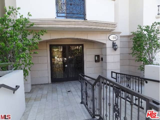 11848 Kiowa Avenue 107 Los Angeles CA 90049 | Sold